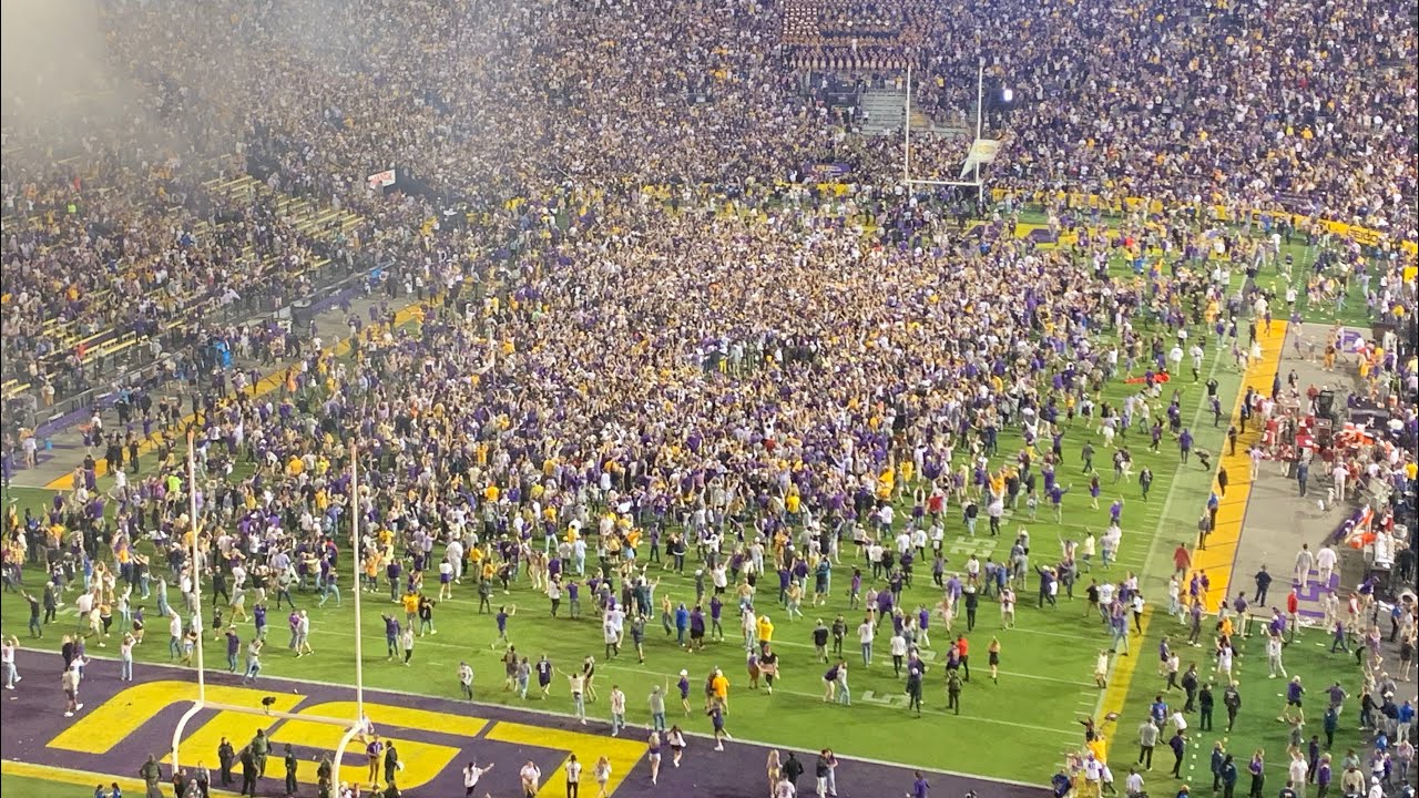 LSU Tigers Fans STORM FIELD after stunning Alabama in overtime win - 11 ...