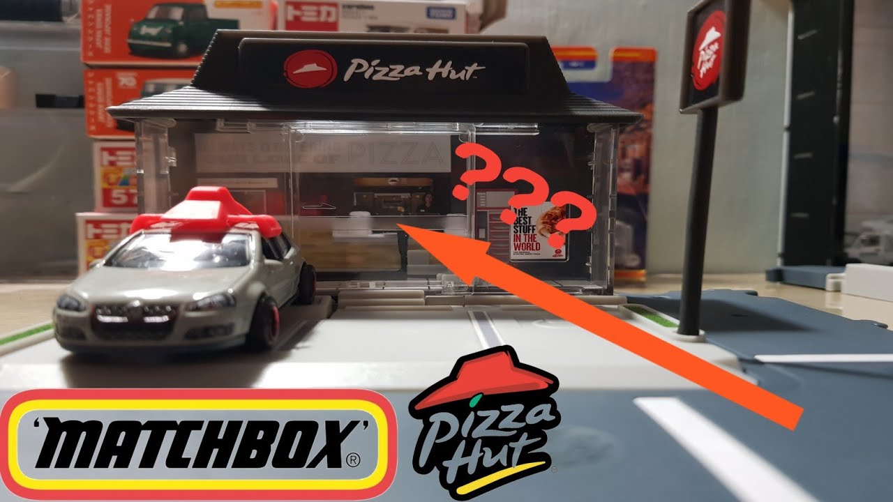 Matchbox action drivers pizza hut store assemble & vw gti with unique ...