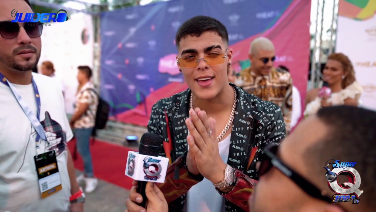 Lunay ''Soltera Remix'' Premios Heat 2019 | SuperQtv - YouTube