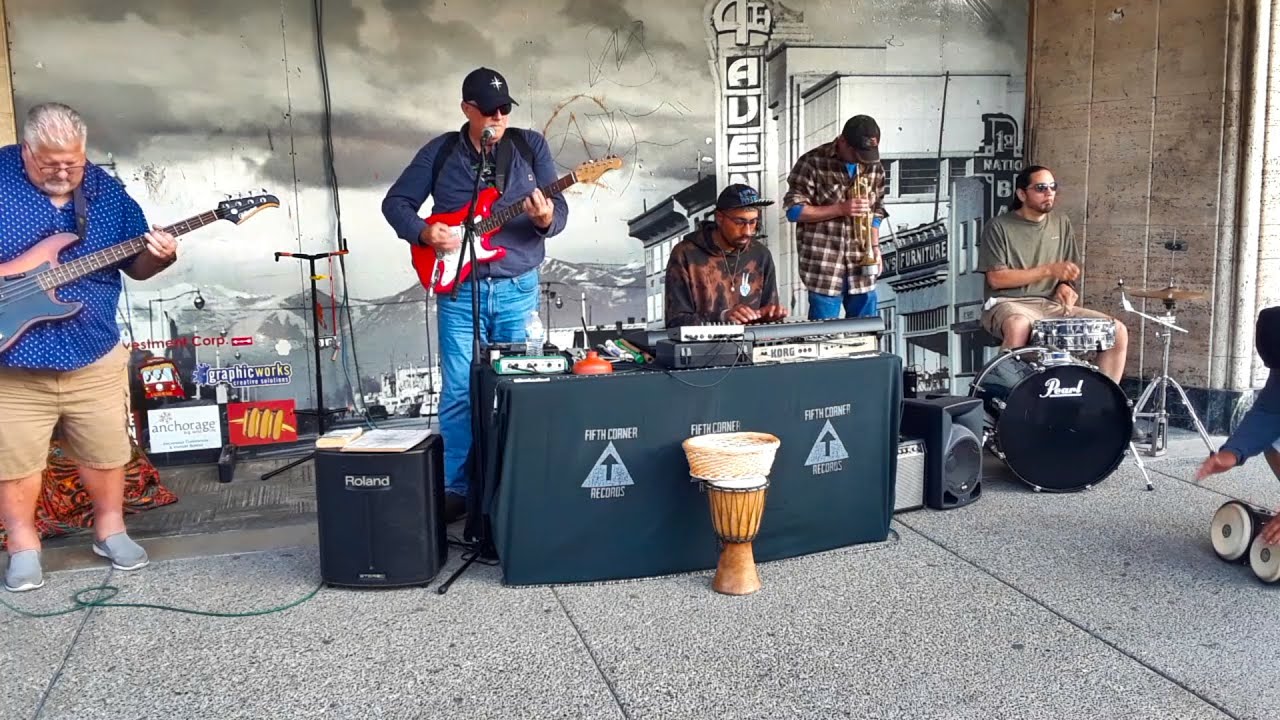 Busking (clips) in Anchorage Alaska ft Bone In & Gypsy - YouTube