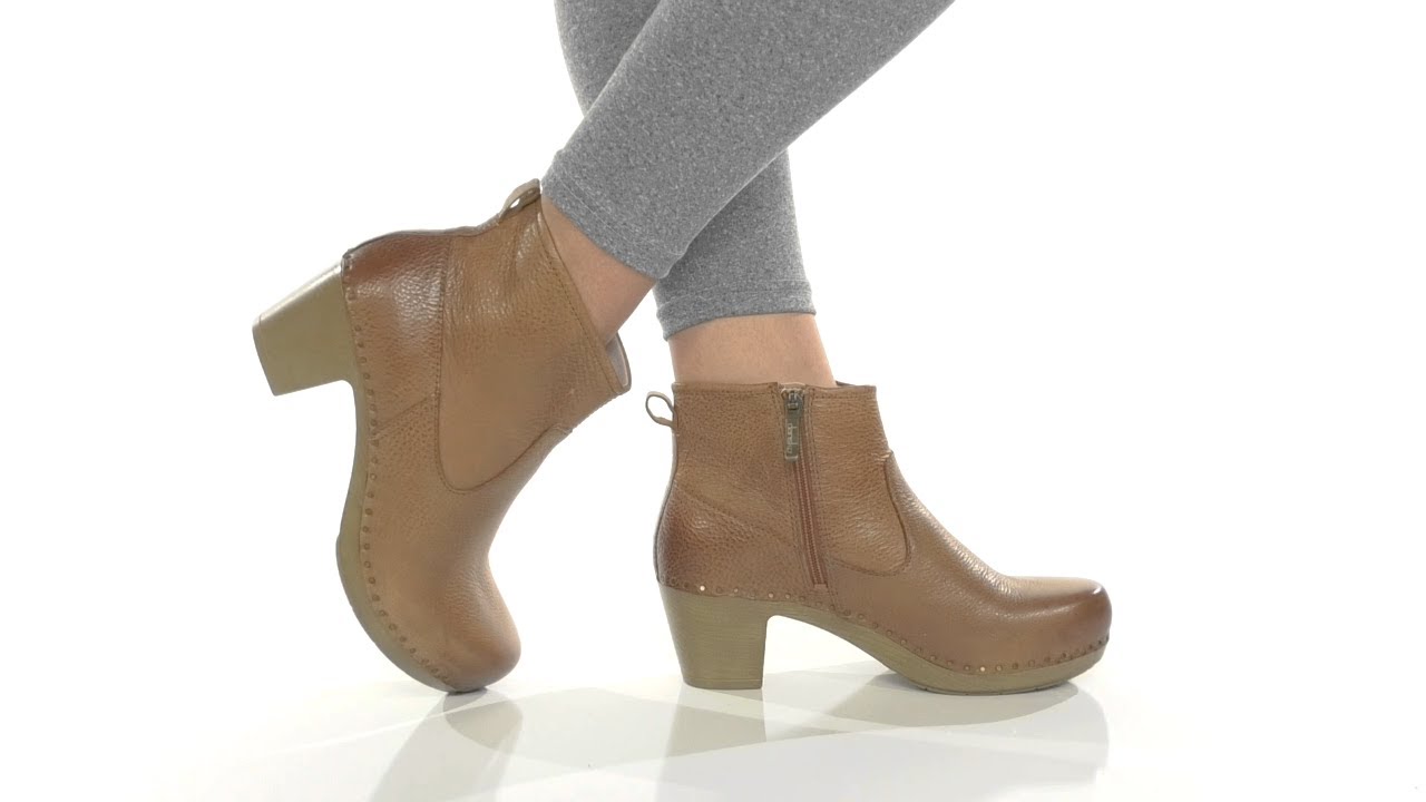 Dansko Sarah SKU: 9741837 - YouTube