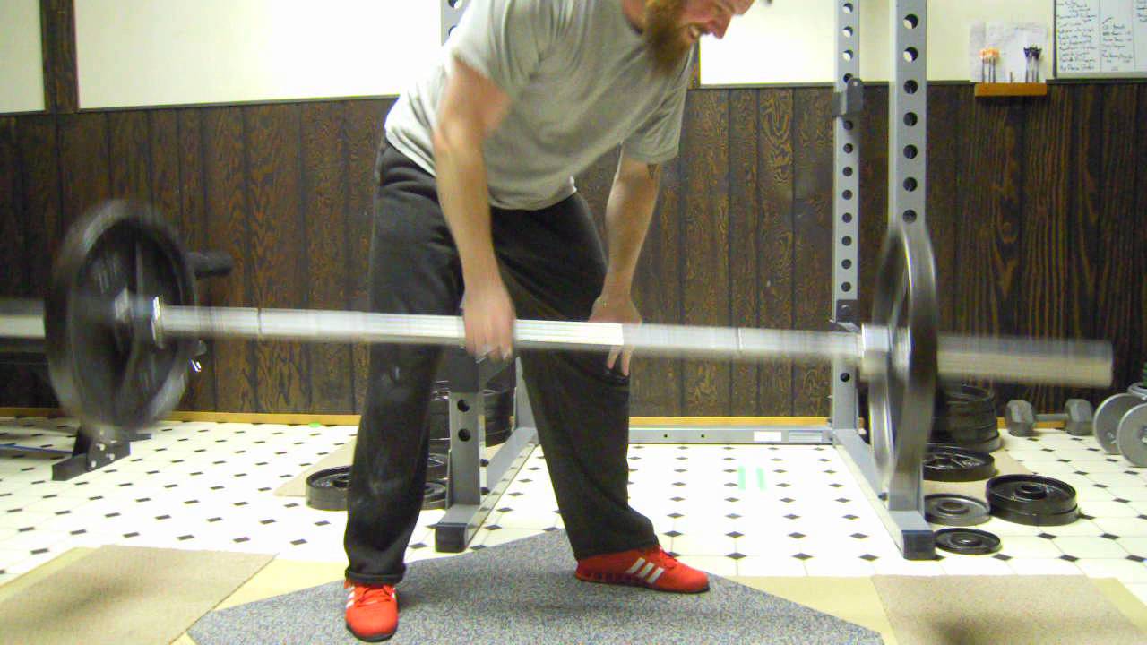 135lbs x10 one arm barbell rows - YouTube