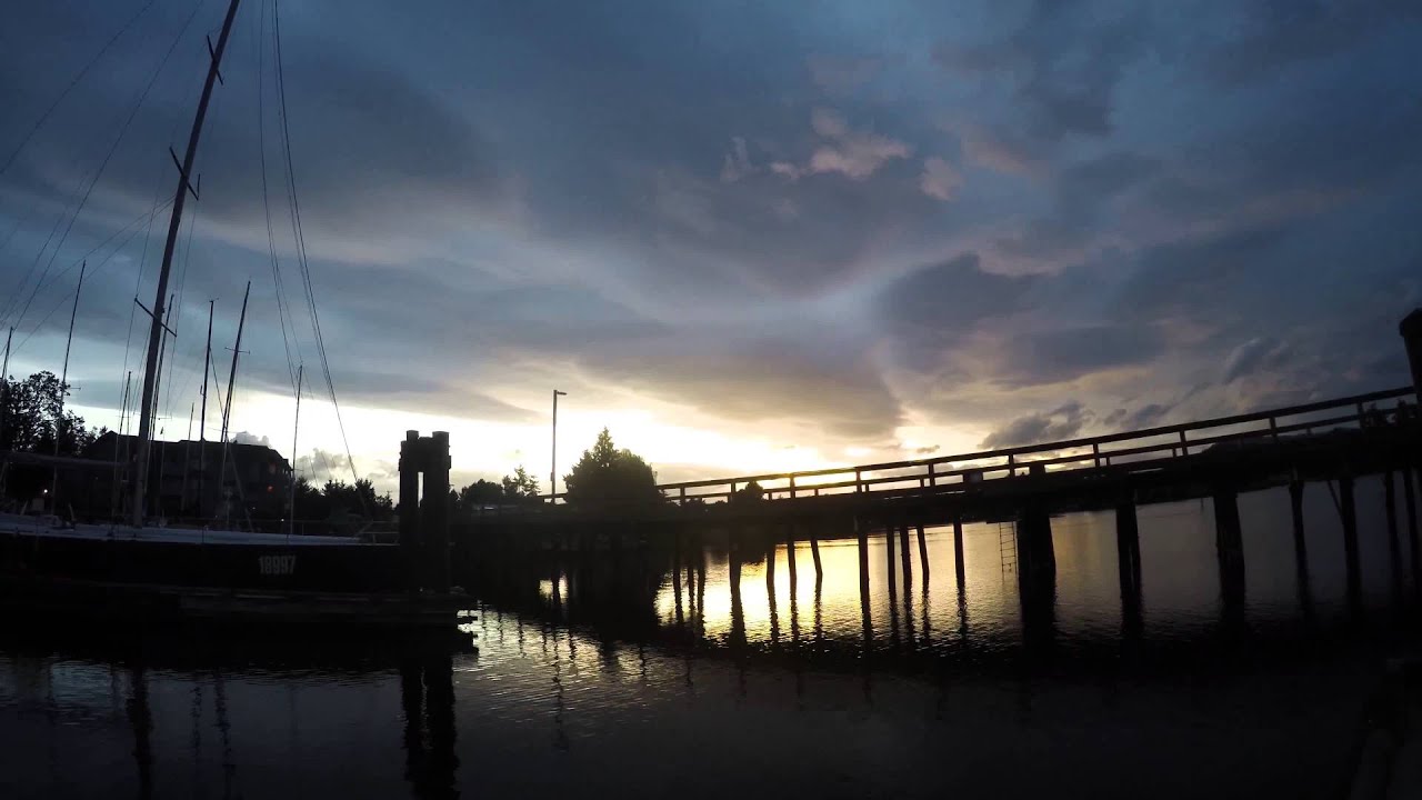Time Lapse: Sunset at Tsehum Harbour 08/30 - YouTube