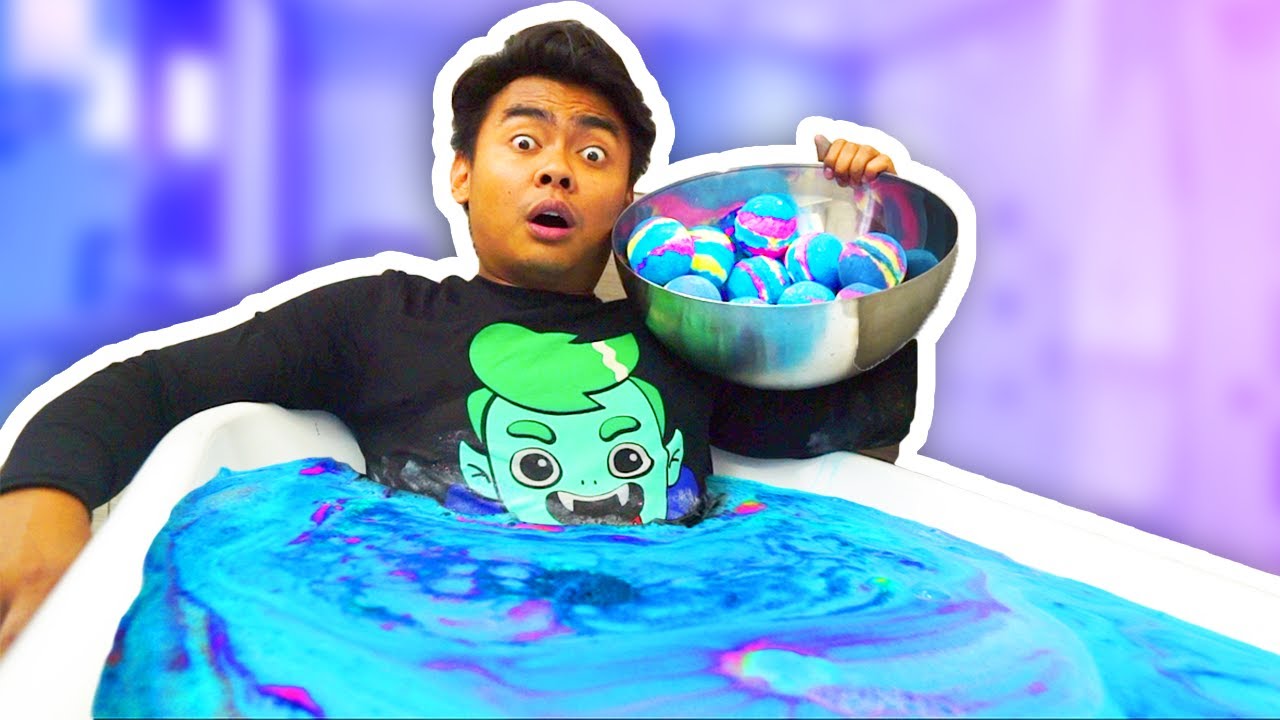 MONSTER EGG BATH BOMB CHALLENGE! - YouTube
