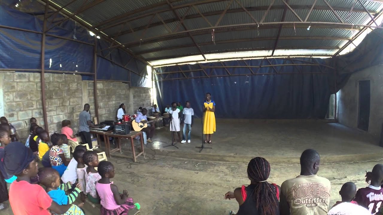 Banjuka Kids Uloliwe song - YouTube