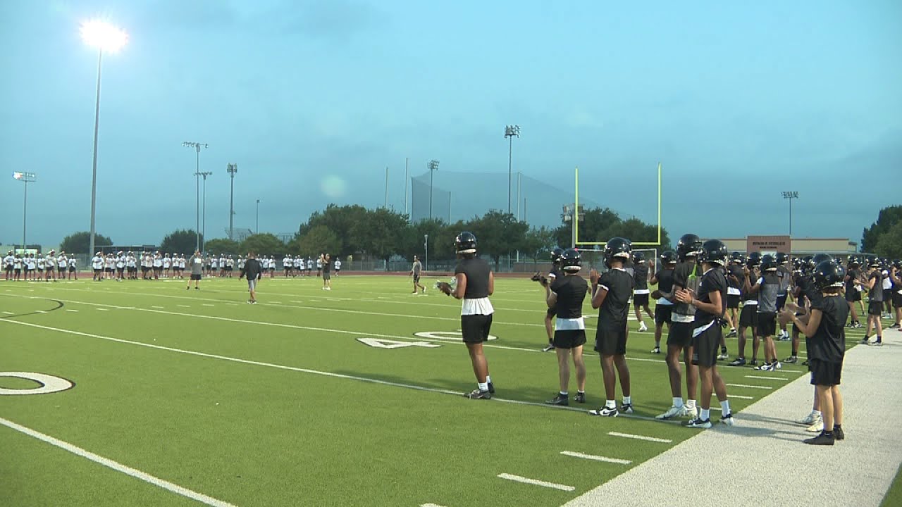 Steele football team ready for deep playoff run - YouTube