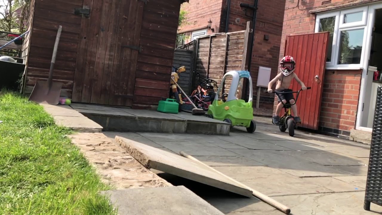 Reid Needham slo mo - YouTube