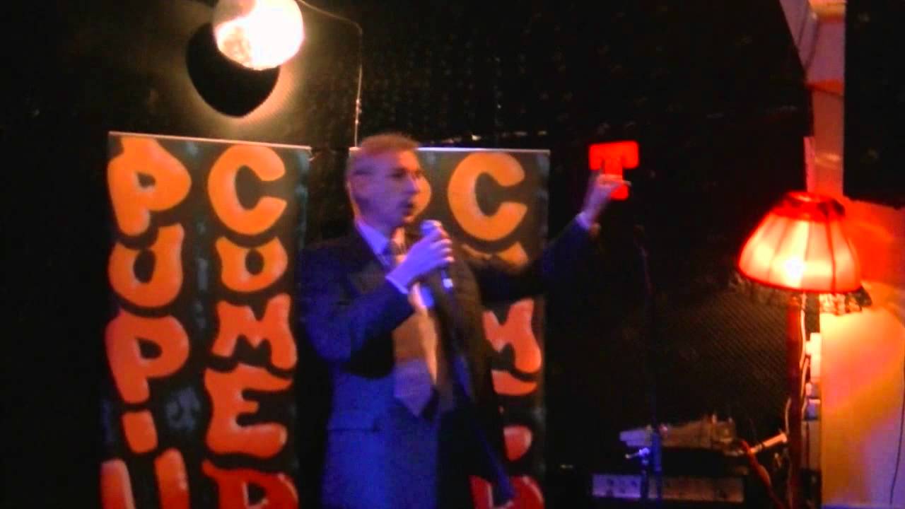 Tom Tum performs at the Halt Bar - 10 January 2012 - YouTube