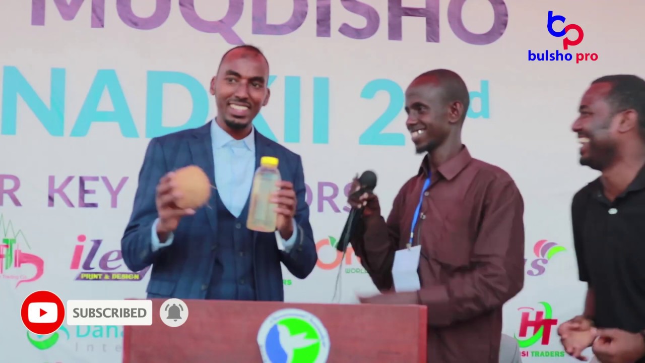 wiil dhalin yara ah oo qumbo ka sameyay saliida timaha - YouTube