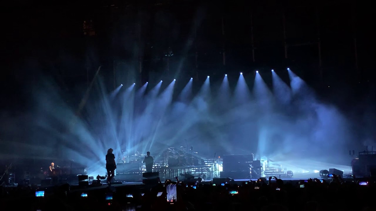 Microsoft Inspire 2019 - Queen Concert at One Celebration - video 9 ...