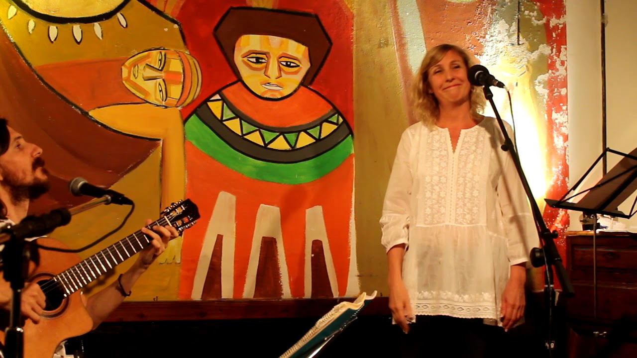 Locuras - Silvio Rodríguez - Roxana Hollosi - YouTube