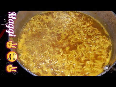 How To Make Plain Maggi | Maggi Without Vegetables | Dry Maggi 🤤 - YouTube