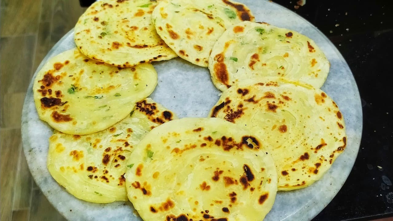 குட்டி பரோட்டா/parotta recipe in tamil/mini layered parotta/kerala ...