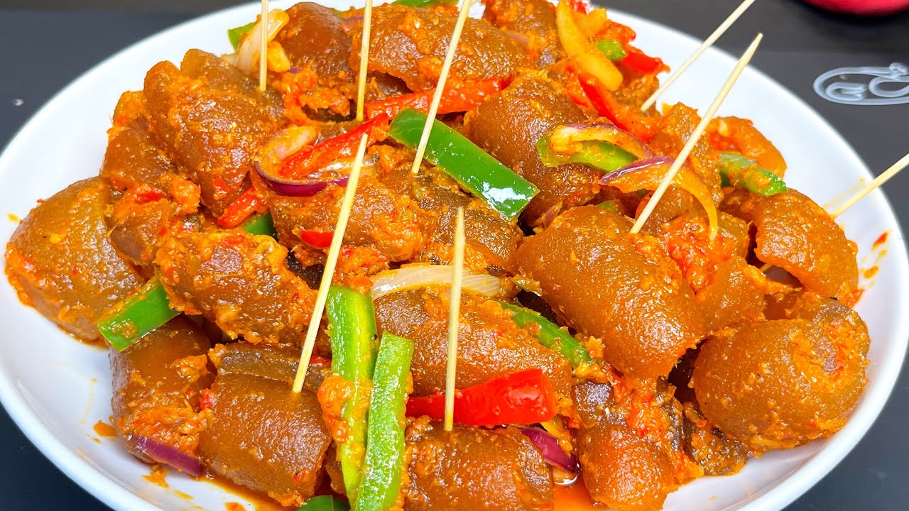 How To Make Ponmo / wele Sauce Recipe - YouTube