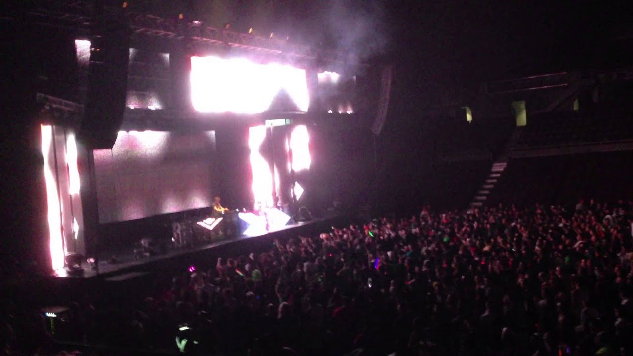 Dooms night Vancouver 2012 - YouTube