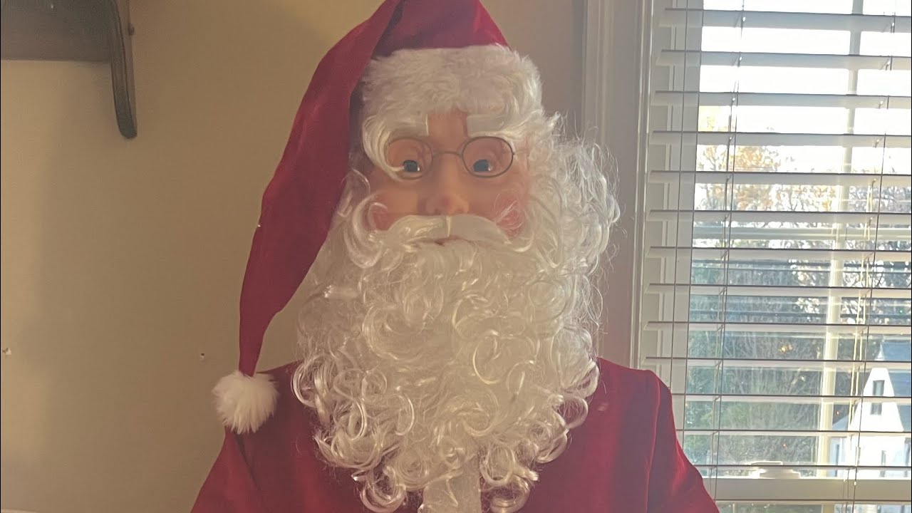 Gemmy life size dancing Santa clause from Walmart (2023 model) - YouTube