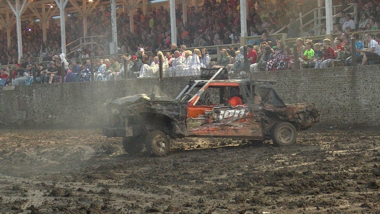 WELDED FULL SIZE DEMOLITION DERBY 2017 - YouTube