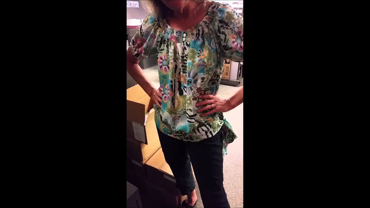 Hand gestures for short vowel sounds - YouTube