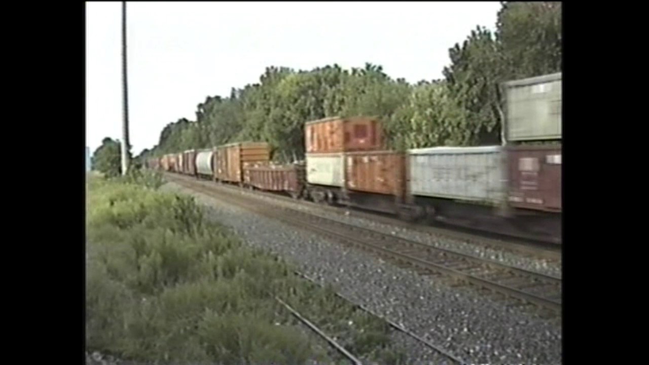 CONRAIL CONSOLIDATED RAIL CORPORATION OIAL merchandise train westbound ...