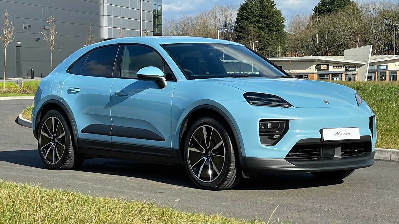 Macan Electric | Frozen Blue Metallic | WP1ZZZXA6SL078019 - YouTube