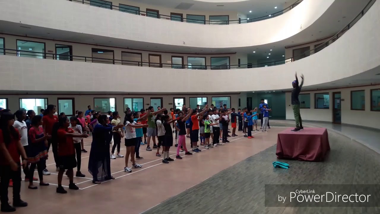 Zumba warm up//Zumba Zin 72 Internacionales//Urban//Bomba estereo ...