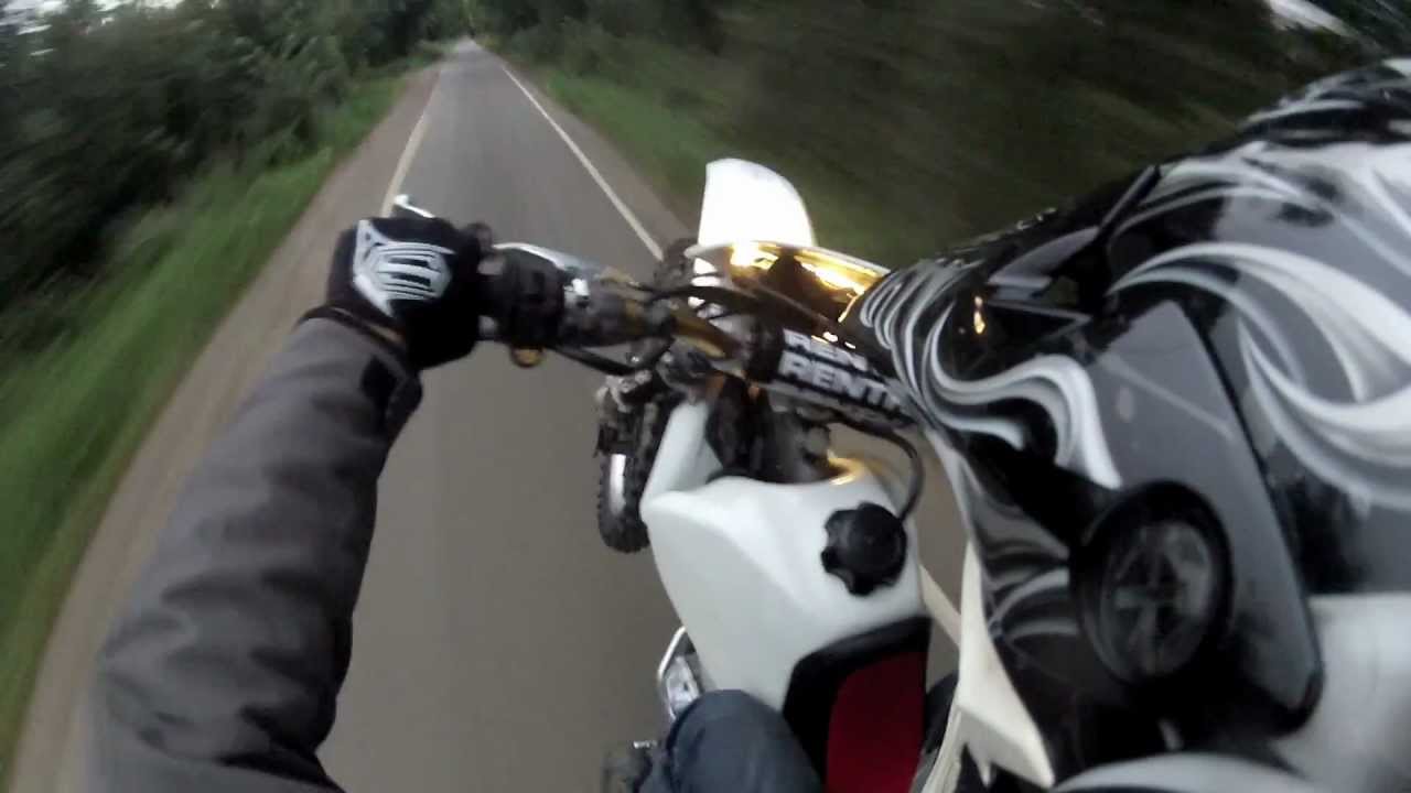 Honda xr400 - YouTube