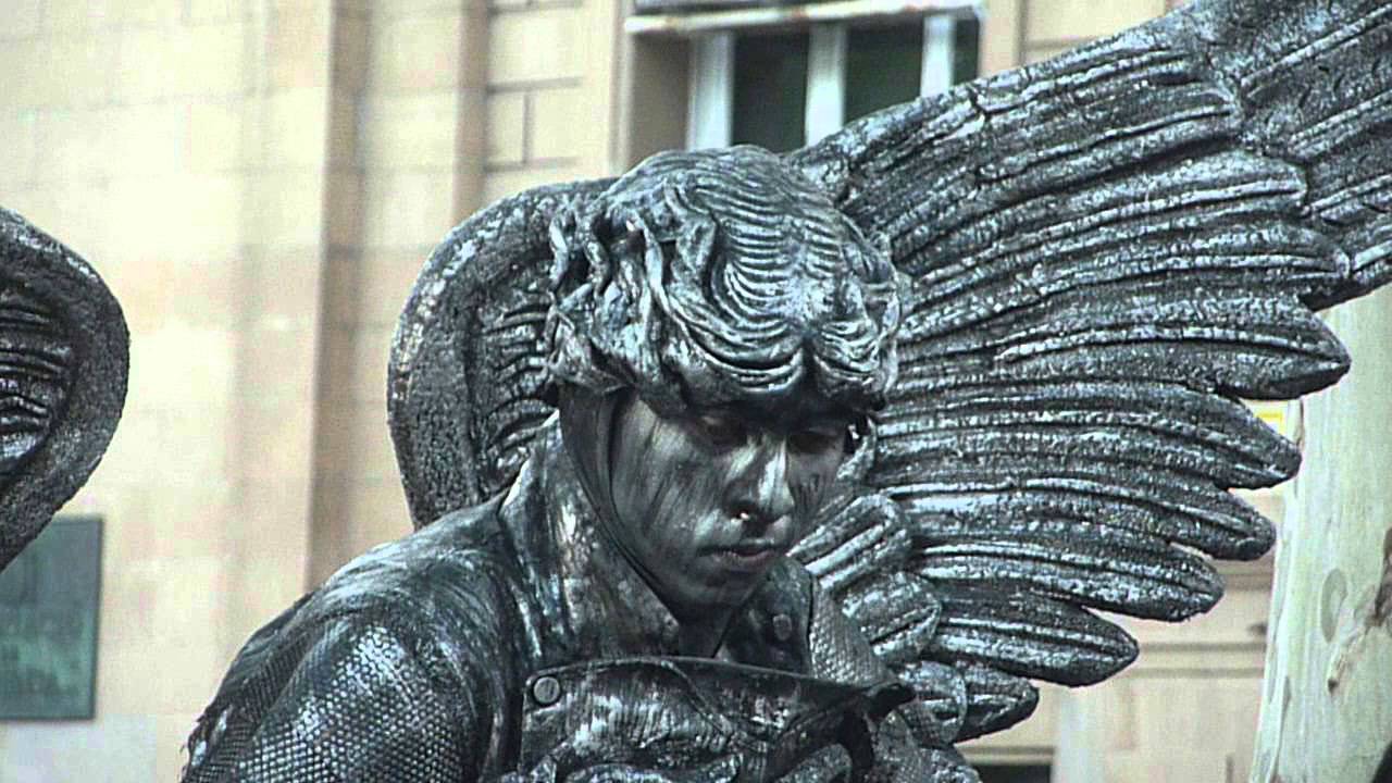 AMAZING ANGEL STATUE in Barcelona, (Full HD) - YouTube