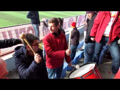 ultrAslan ÇORLU Davul Şov - Teoman Kayalı & Berk Er