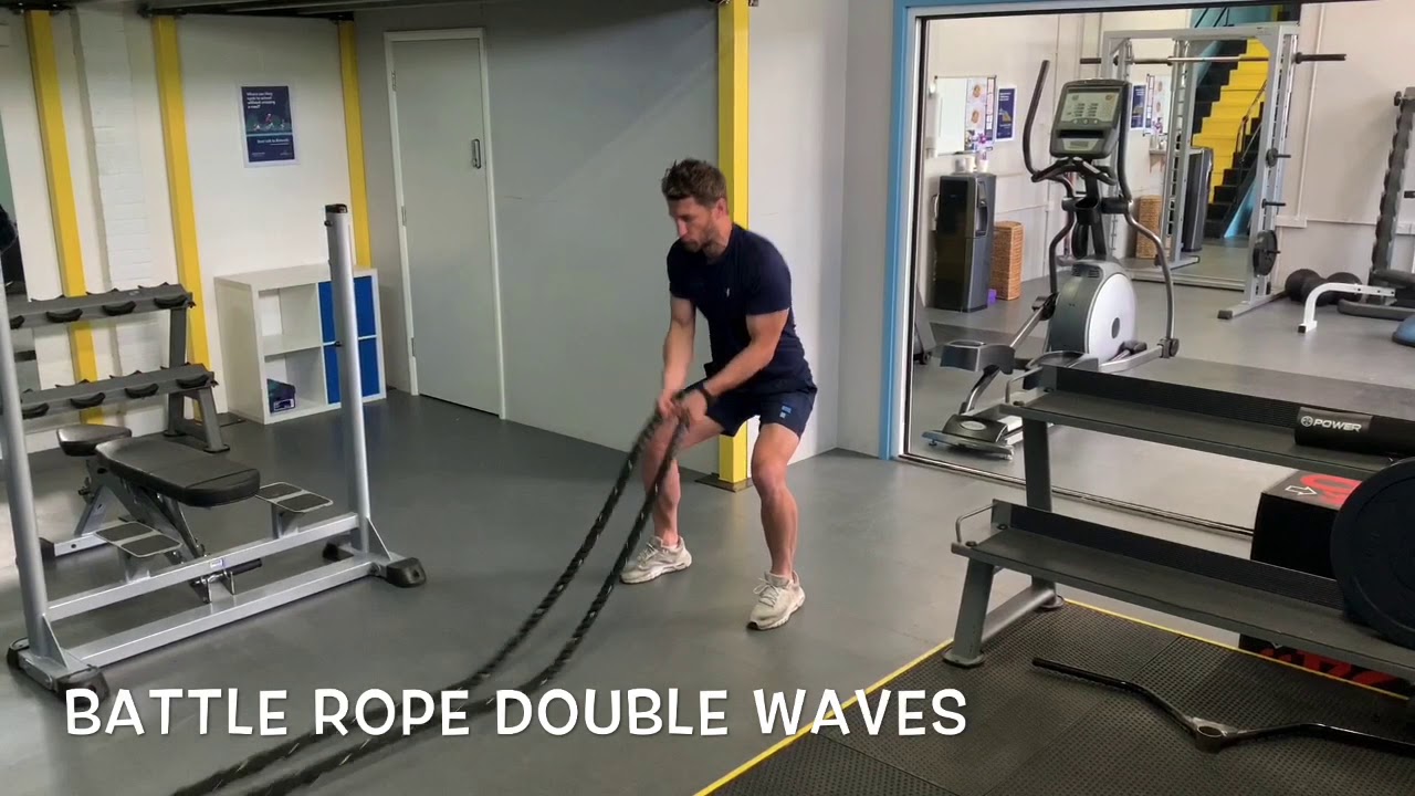 Battle Rope Double Waves - YouTube