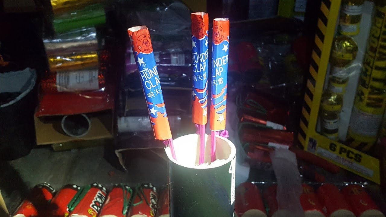 Old school bottle rockets x3 Thunder Clap rocket Link triad fireworks ...
