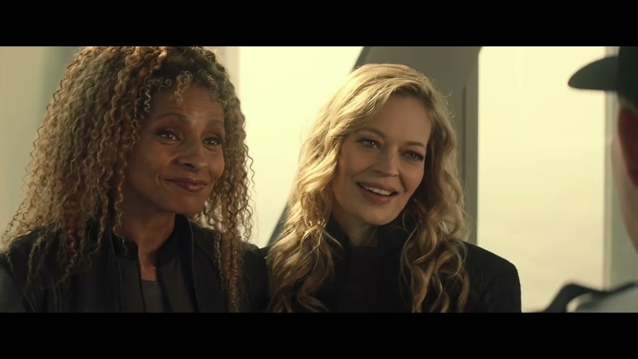 Seven And Raffi Deceived The Guard | Star Trek Picard S02E03 - YouTube