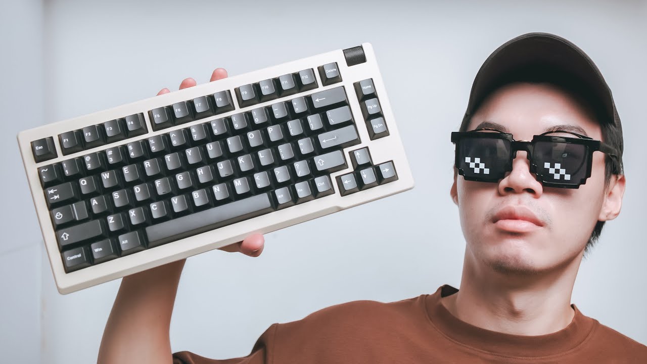 Se-sekali kita liat keyboard mahal - YouTube