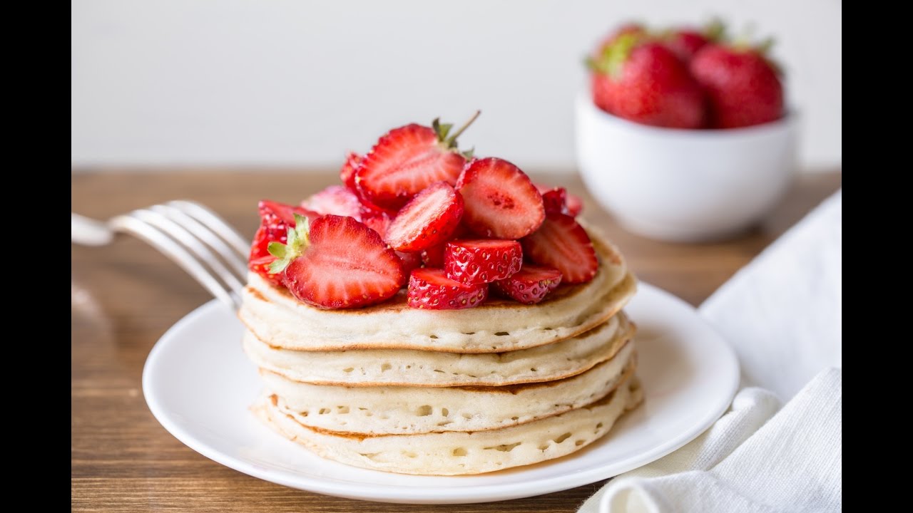 The Most Delicious Protein Pancakes (LOVE THESE!) - YouTube