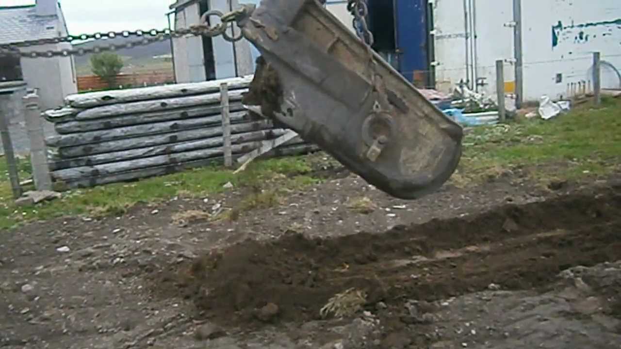 digging and cutting a ditch with the dragline - YouTube