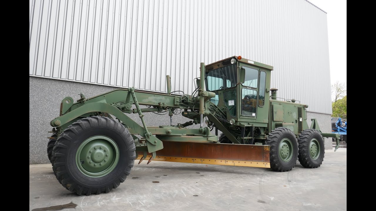 Demonstration video Caterpillar 130G ex-army motor grader - YouTube