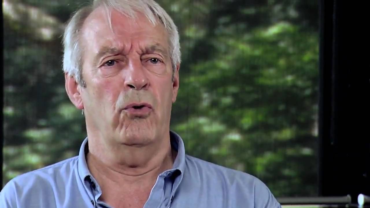 Graham Painton and Giving to UNSW - YouTube