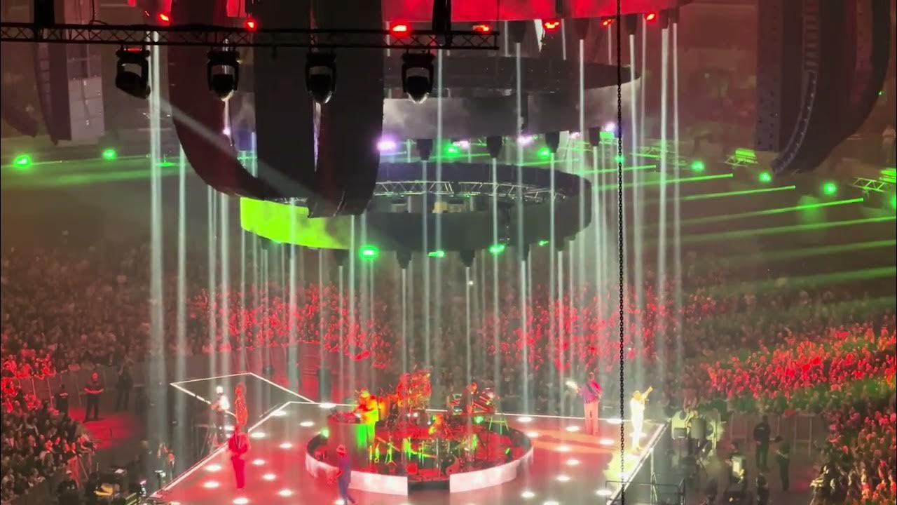 Magyar vagyok - Majka 360 | MVM Dome - YouTube