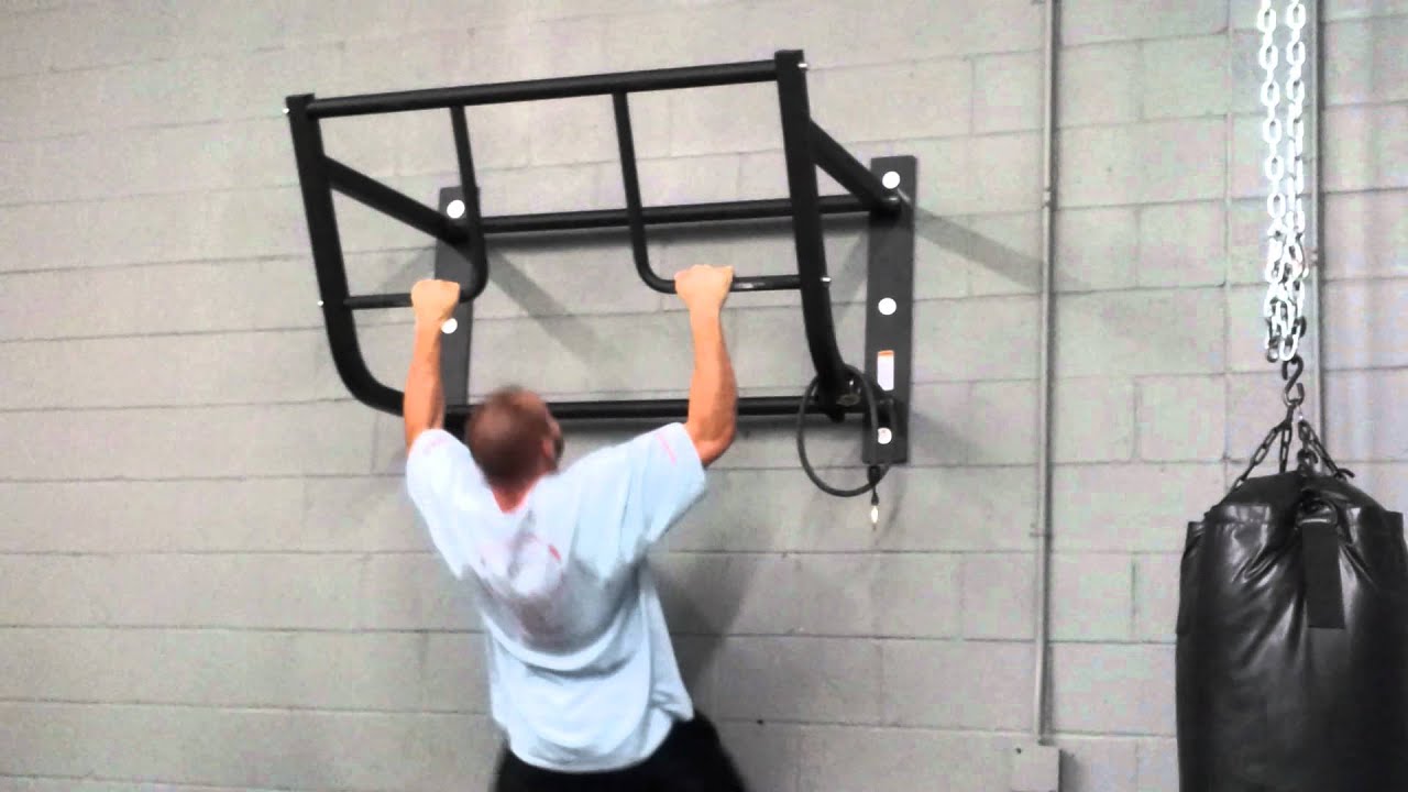 Explosive Pull Ups - YouTube