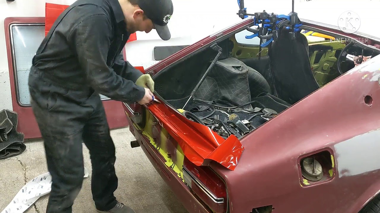 1972 Datsun 240Z Ep3 Gets some vinyl wrap! - Build & Restoration - YouTube