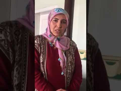 Türkçe dersi verir gibi konuşuyor Köylü Abla