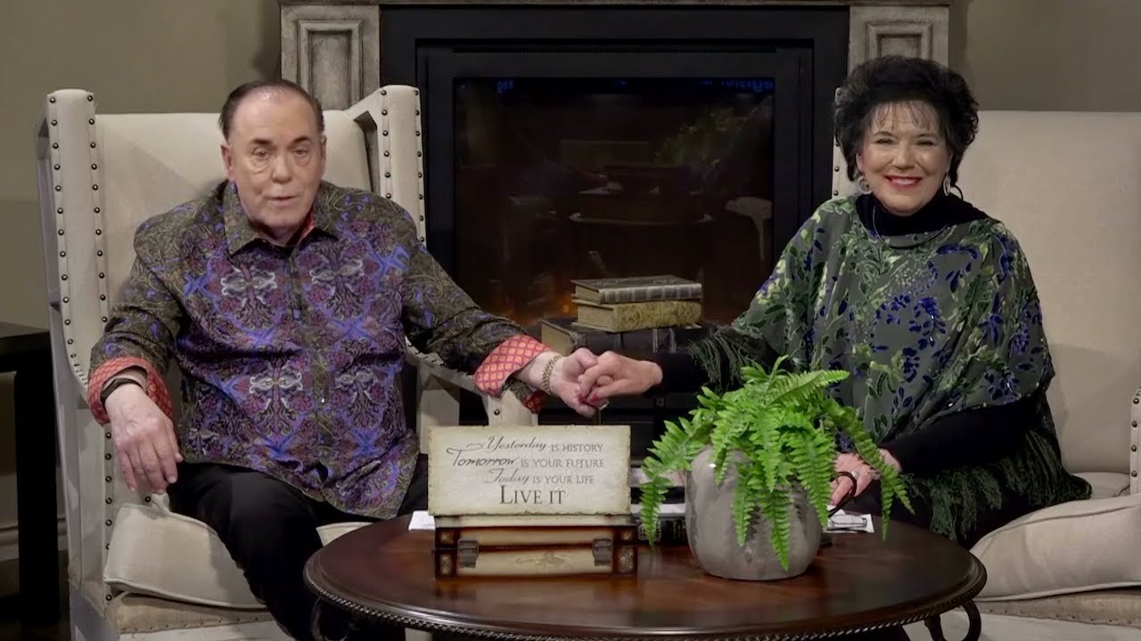 RHEMA Praise: "Maturing In The Word" | Rev. Kenneth W. Hagin - YouTube