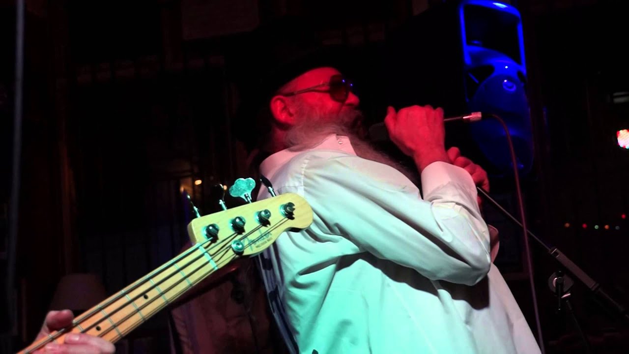 Hipthrusting Time @ Schooner Gateshead - YouTube