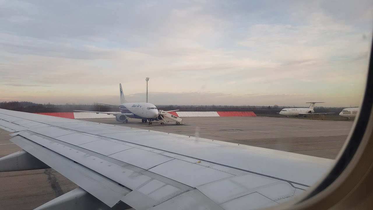 Decolare de pe Otopeni cu Boeing 737 700 Tarom spre Munchen decembrie ...