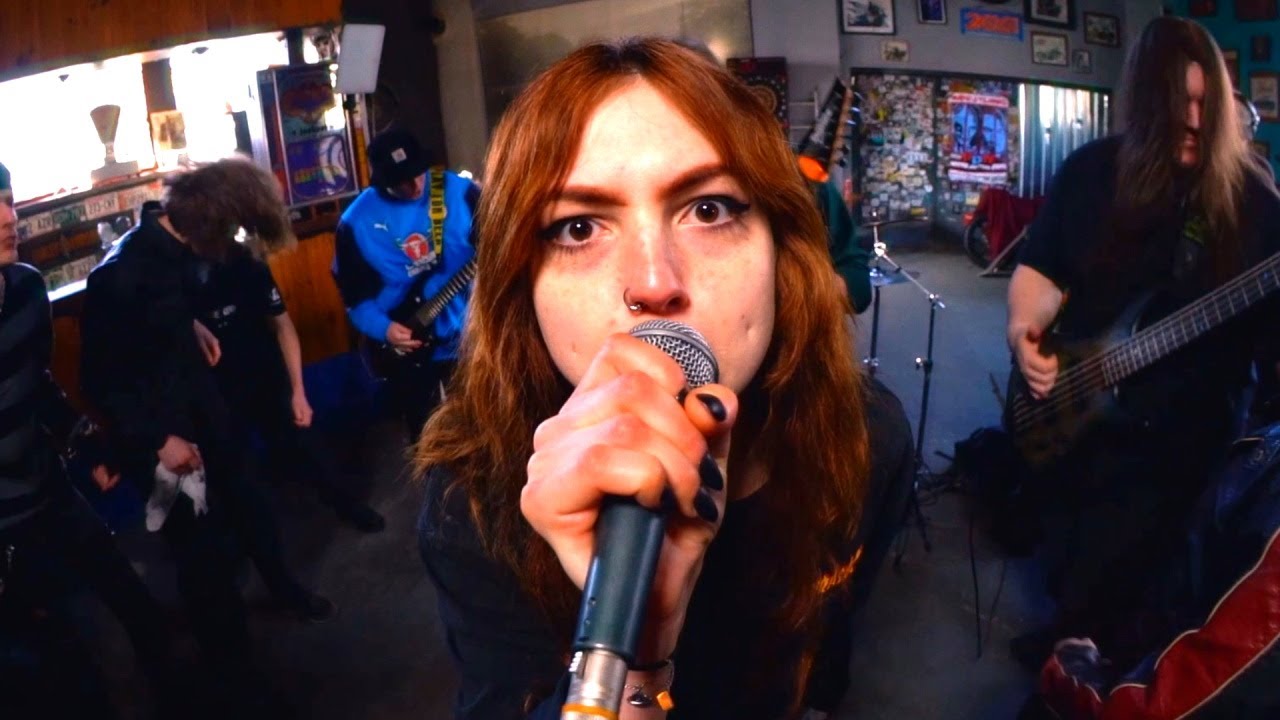 .bHP - CROWNLESS (OFFICIAL VIDEO) - YouTube