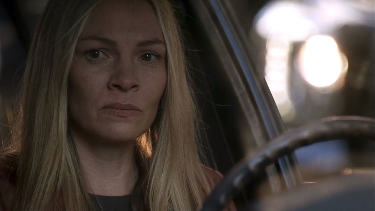 Bosch - Heather Strout’s Arrest [6x10] - YouTube