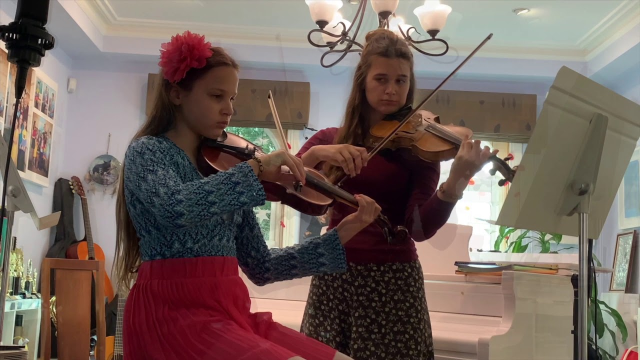 2 sisters playing Irish fiddle songs - Aniela & Klara Rawdanowicz ...