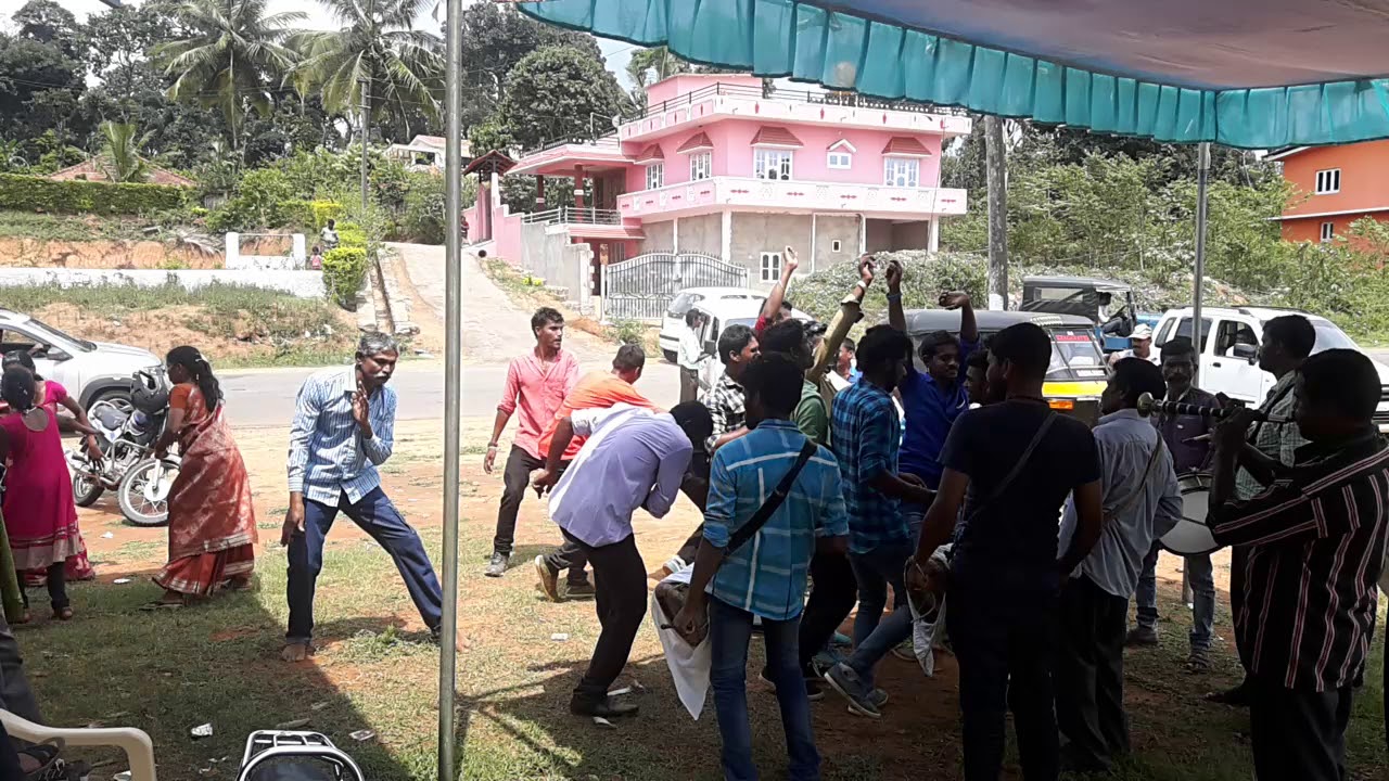 Coorg Valaga dance - YouTube