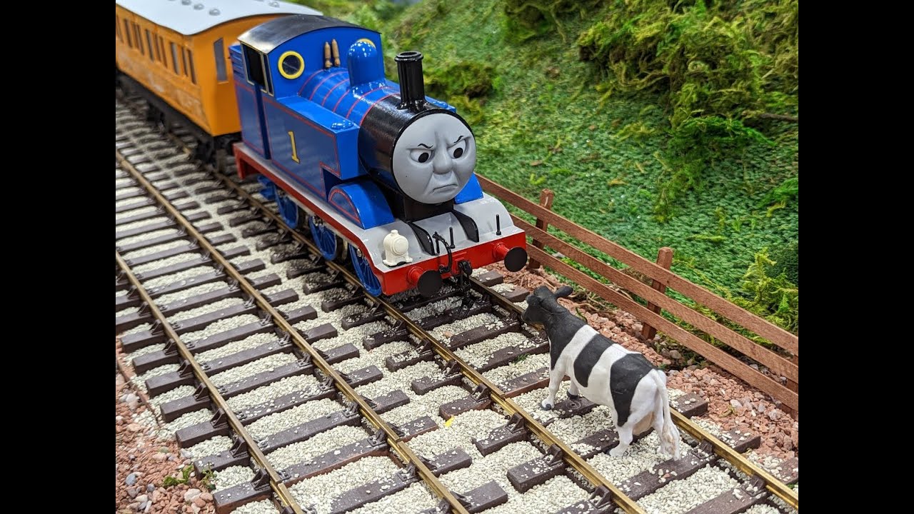 Project Tiger Moth Theme (Season 5 Remix) - YouTube