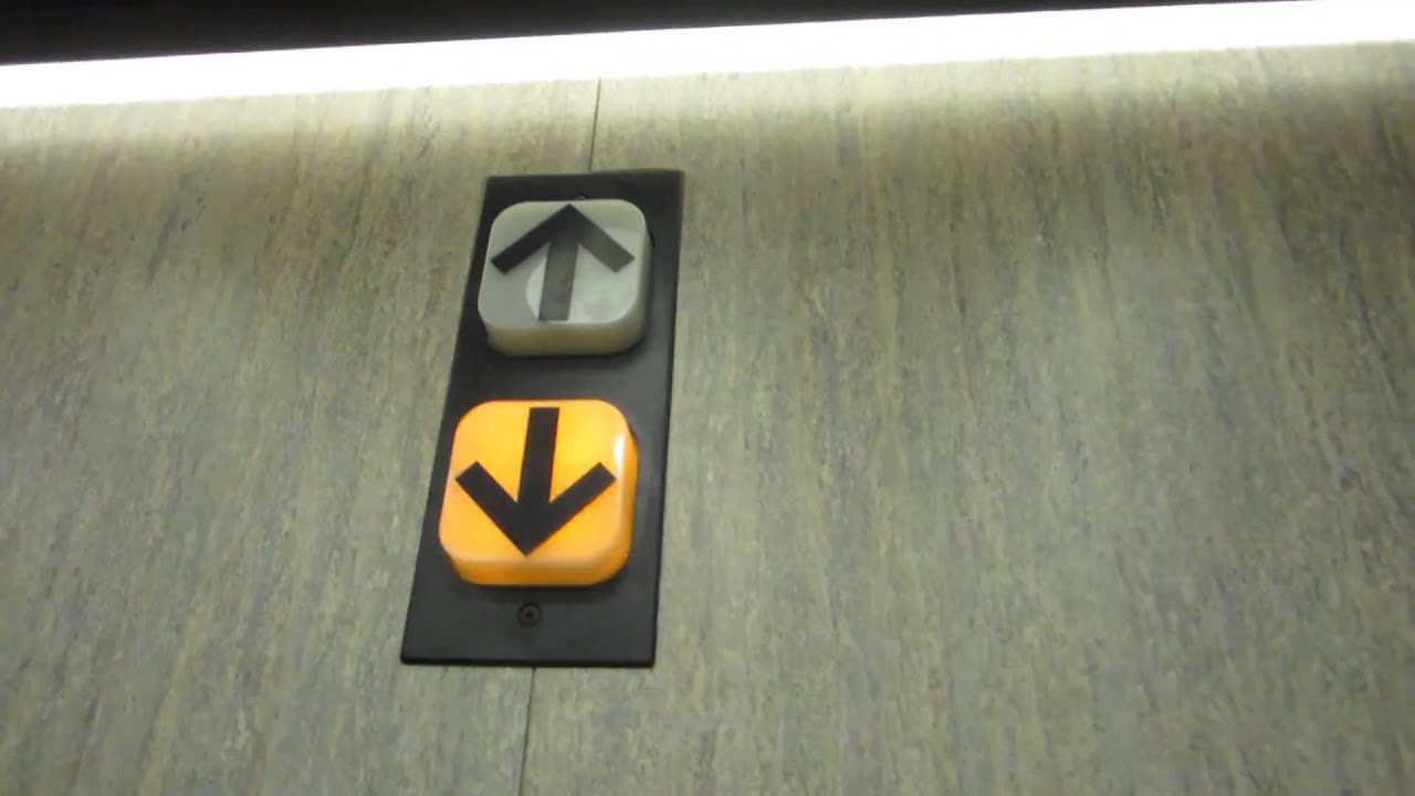 Dover Hydraulic Elevator at the 2000 North Lamar Office Building. - YouTube
