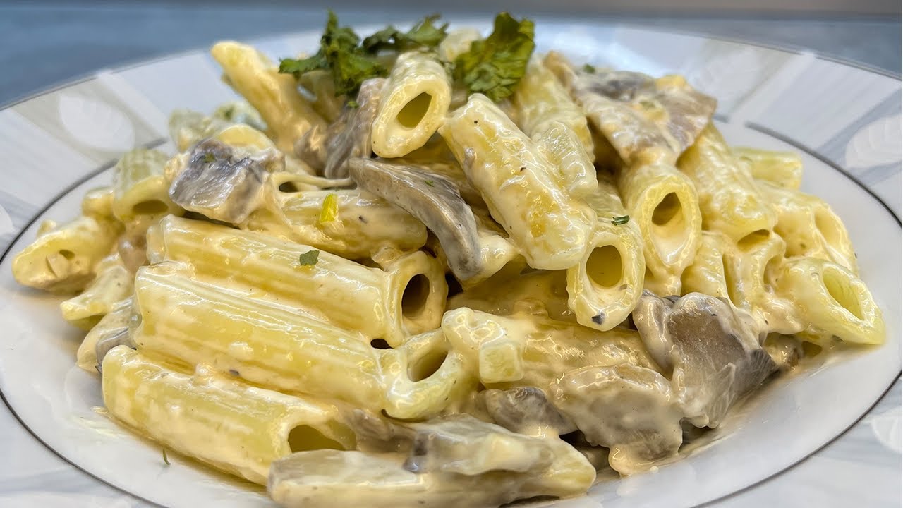 POSNA pasta sa pečurkama i biljnom pavlakom - Jednostavno, spremna za ...
